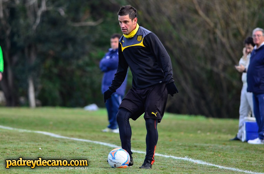 Facundo y Urreta sellaron el triunfo - Padre y Decano - El Sitio del Pueblo