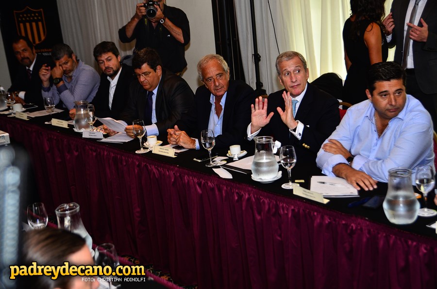 Peñarol abanderado: Se creó la Liga Sudamericana de Clubes de Fútbol ...