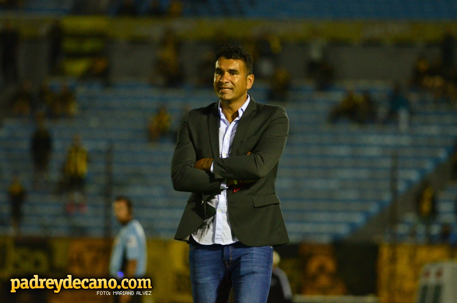 Robert Lima: "Esto es pasión" - Padre y Decano - El Sitio del Pueblo